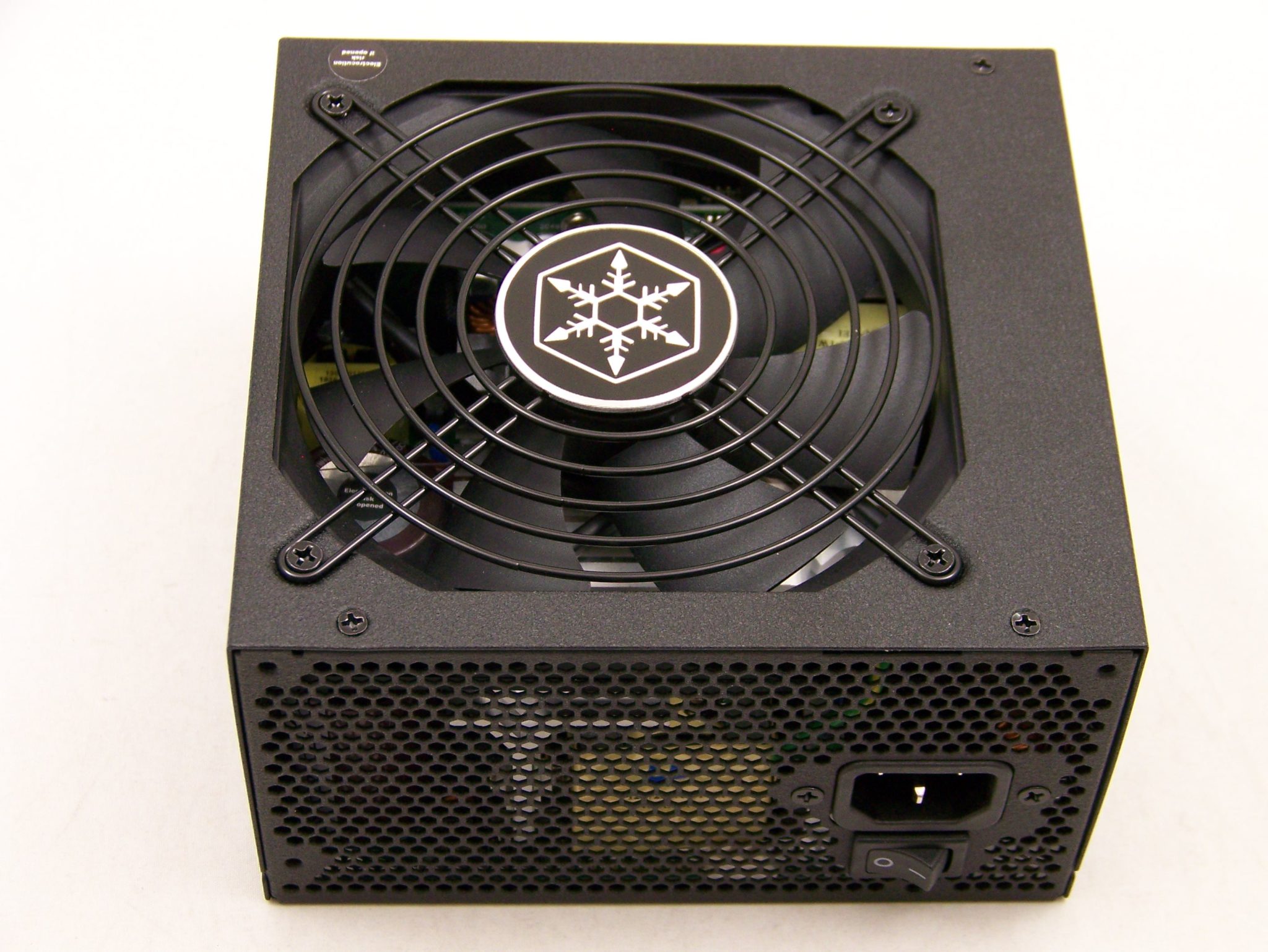 SilverStone Strider Platinum 1000W (ST1000-PTS) Power Supply Review ...
