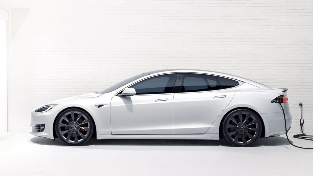 Tesla Beginning Subscription Based Connectivity for Top Tier Services