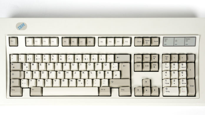 Epic Games CEO Tim Sweeney Says That IBM's Model M Keyboard Still ...