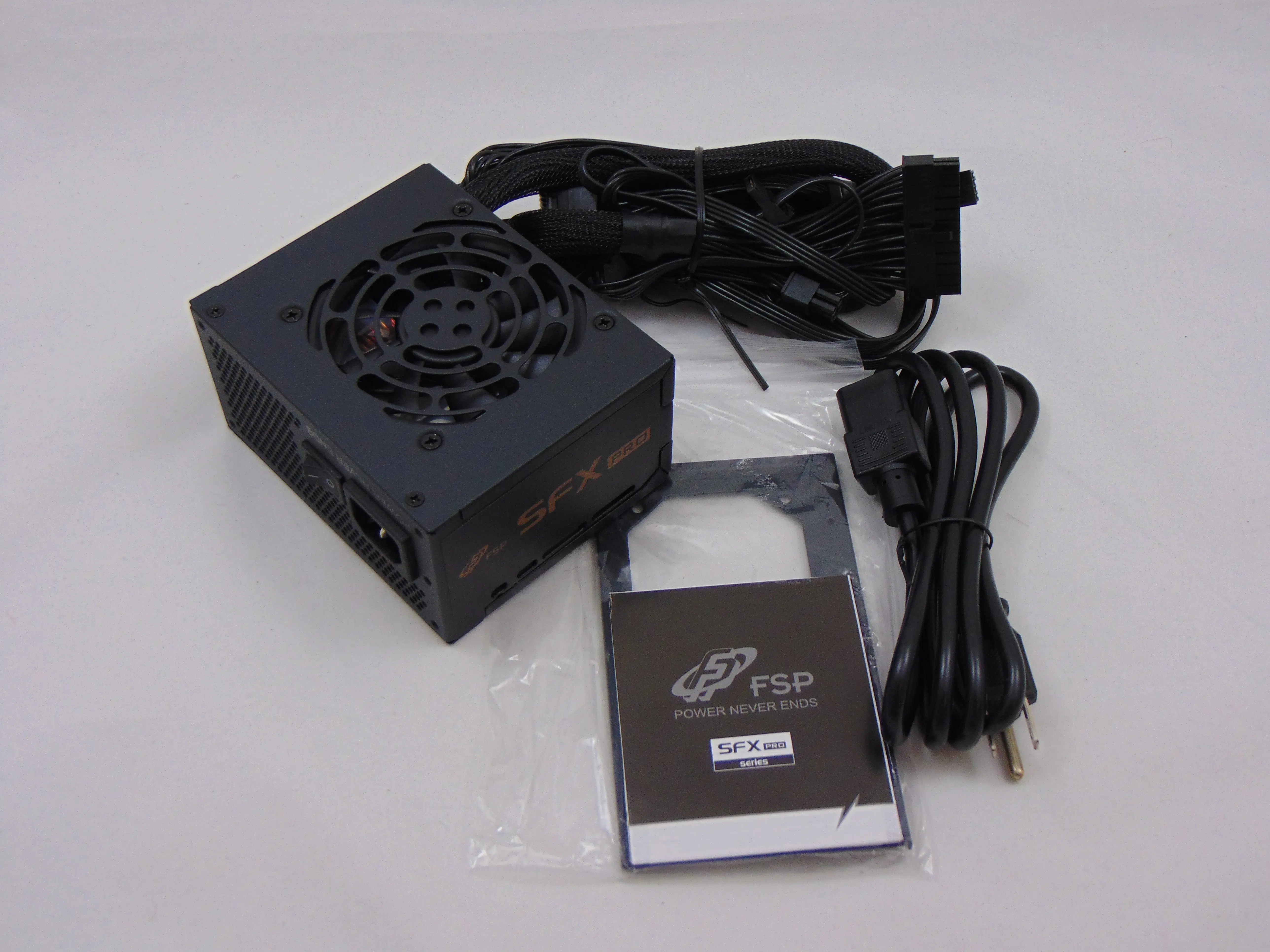 FSP SFX PRO 450W Power Supply Review - Page 2 of 7