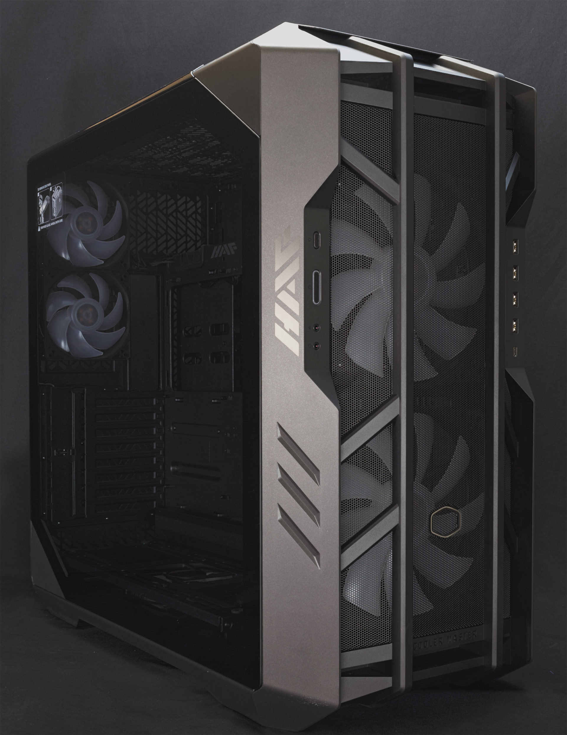 Cooler Master HAF 700 Black Case Review - Page 2 of 5