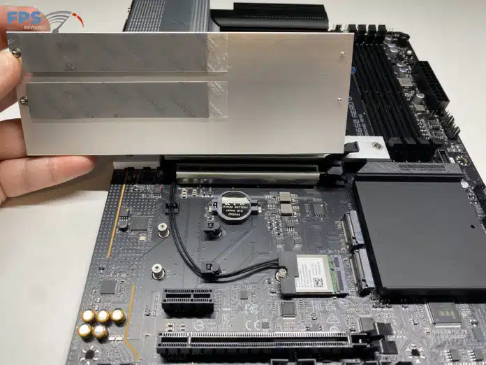 GIGABYTE B650 AERO G Motherboard Review