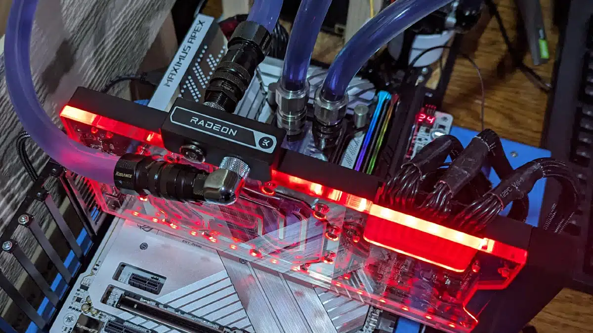 Fully Unlocked AMD Radeon RX 7900 XTX Nearly Matches NVIDIA GeForce RTX ...