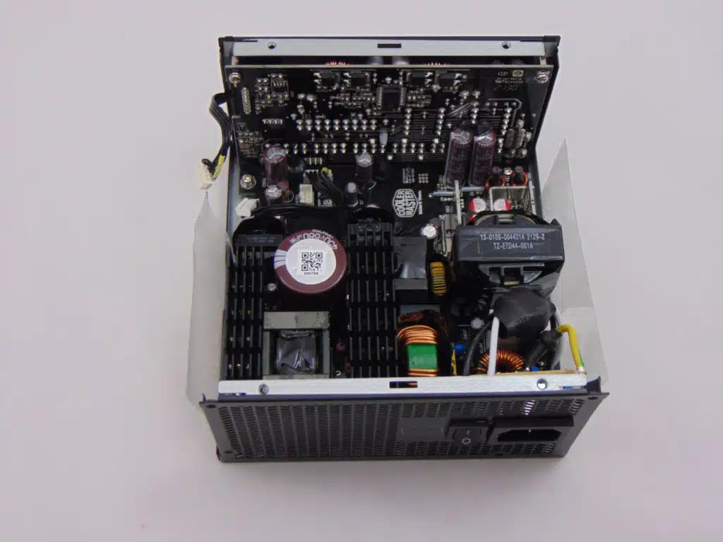 Cooler Master XG PLUS 850 Platinum 850W Power Supply Review - Page 2 of 6