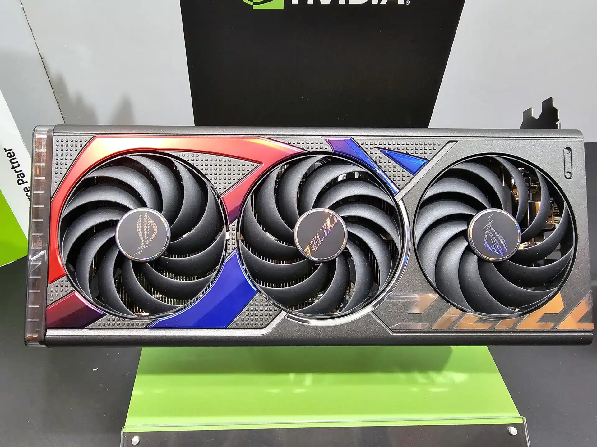 ASUS Brings Its Collection of New BTF Form Factor Kit to CES 2024