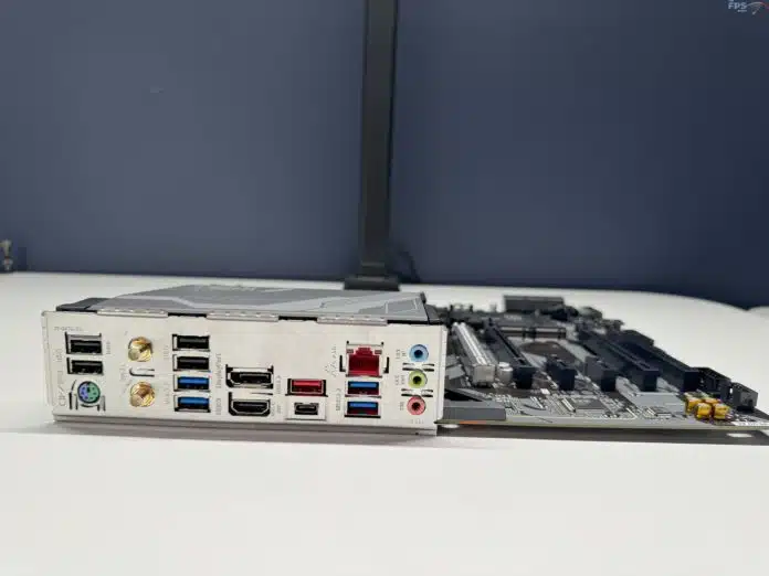 GIGABYTE Z790 UD AC Motherboard Review