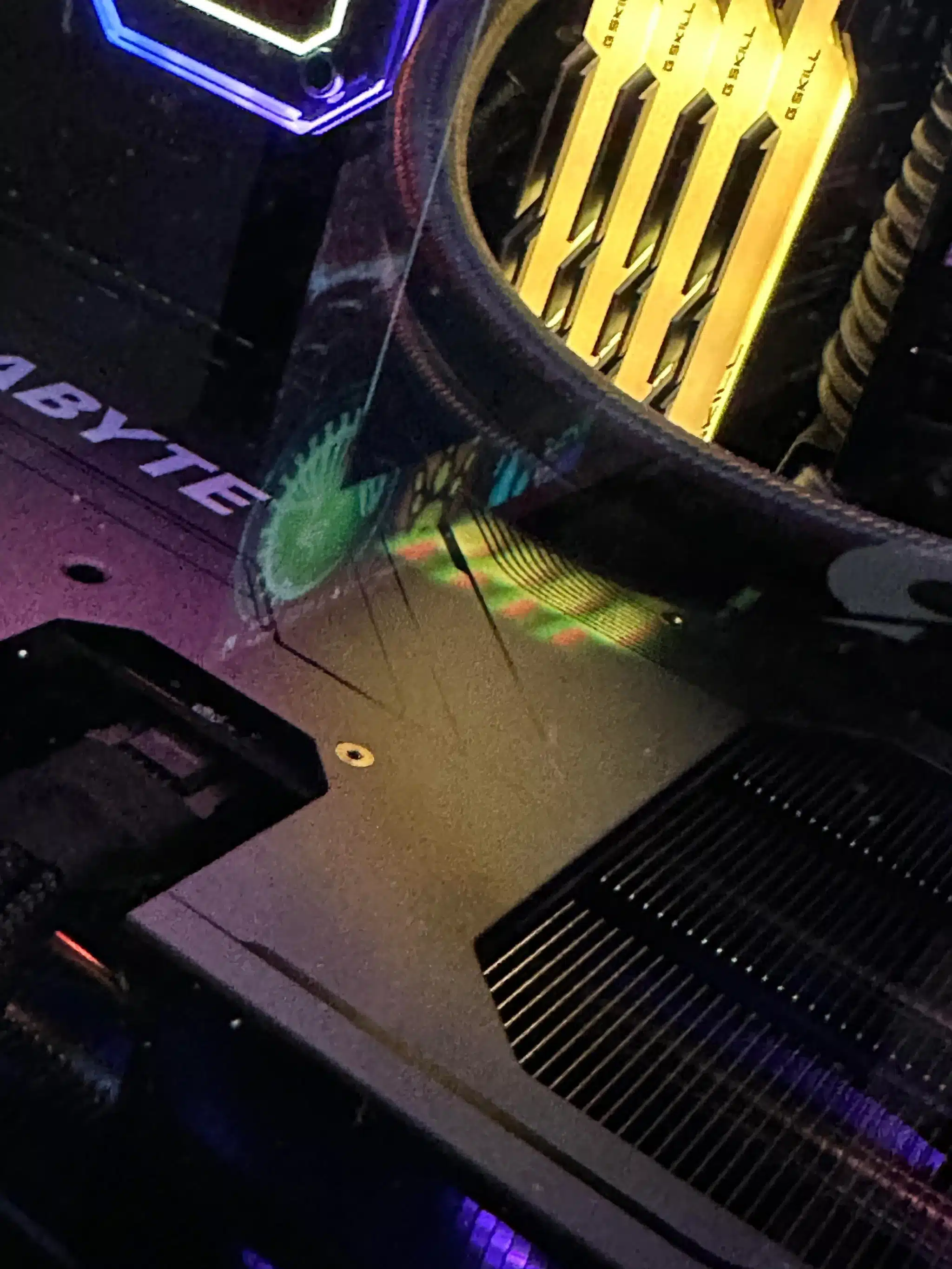RGB Lighting on RAM Can Cause Permanent Burn Marks on GPUs, Users Say