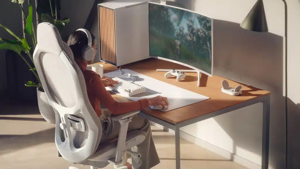 Fractal Design Unveils Gaming Chair, Gaming Headset, and Two New PC Cases