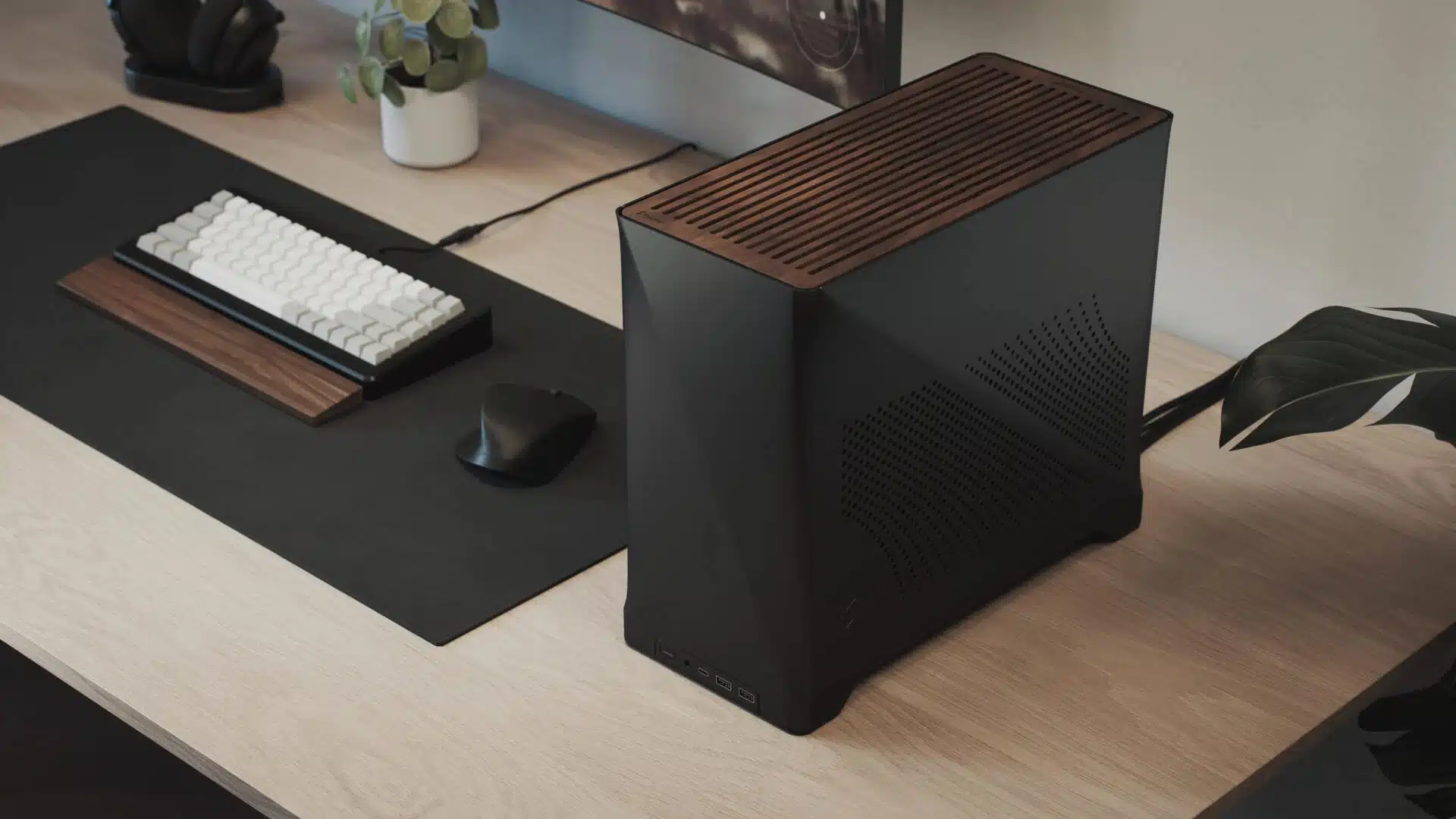 Fractal Design Unveils Gaming Chair, Gaming Headset, and Two New PC Cases