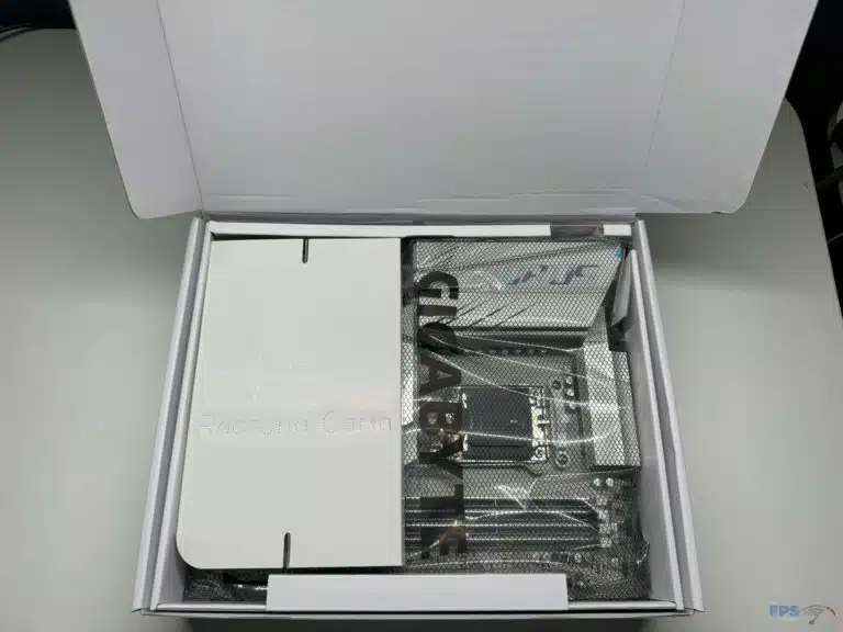 GIGABYTE X670E AORUS PRO X Motherboard Review