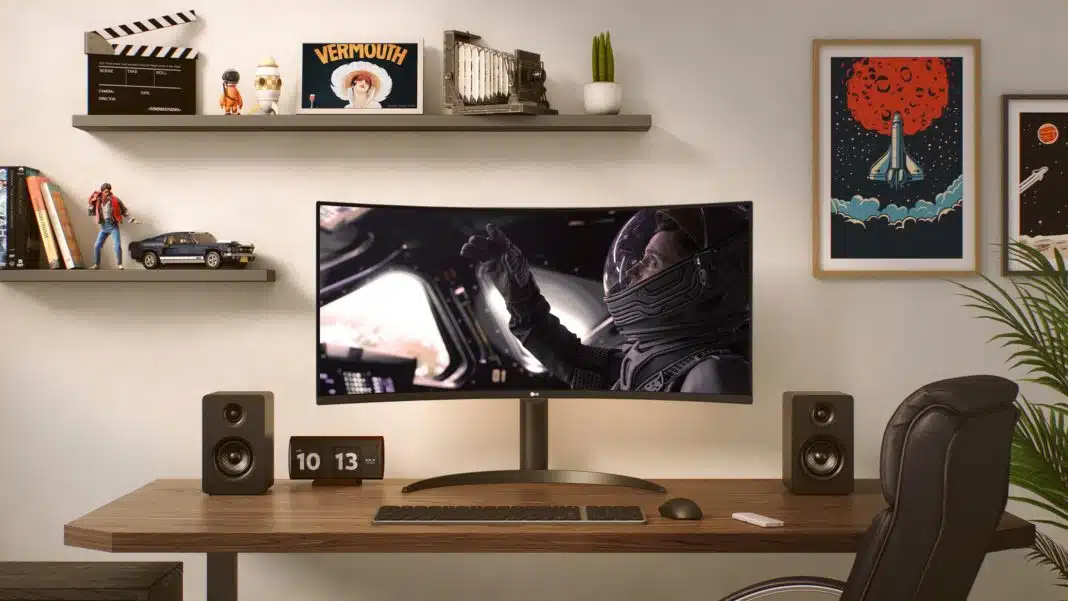 LG Unveils Its First Smart Monitor with a Curved UltraWide Screen