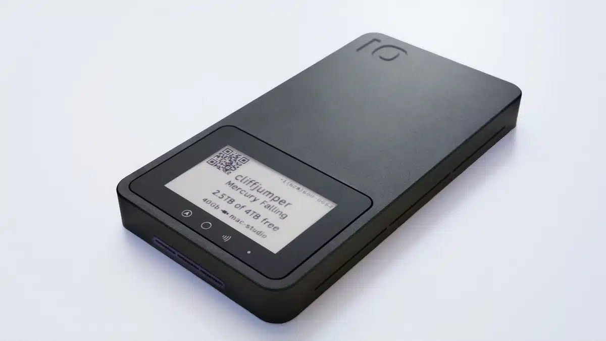 World's First SSD Drive with Solid-State Active Cooling Announced by ...