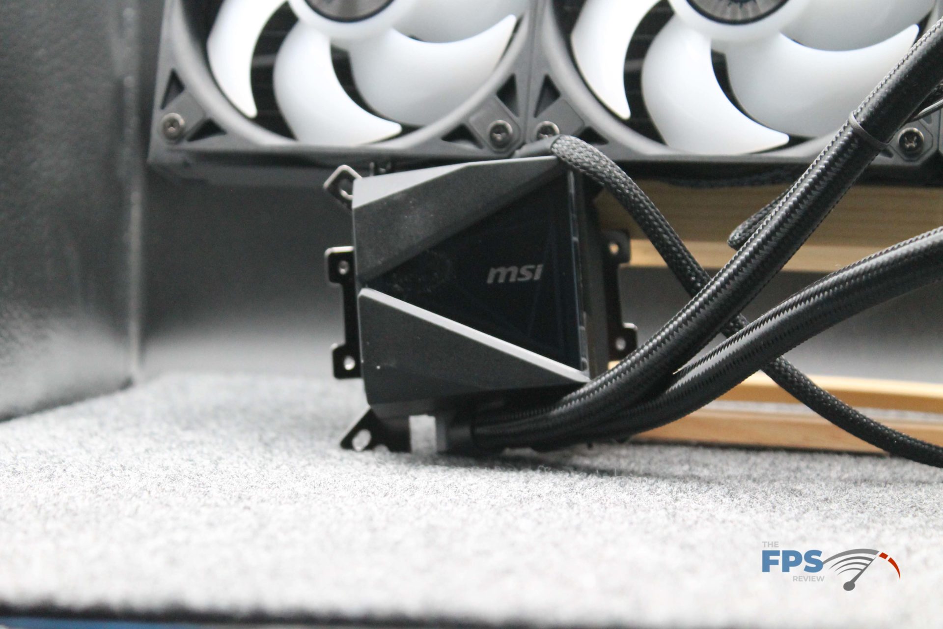 MSI MAG Coreliquid I360 AIO CPU Cooler Review