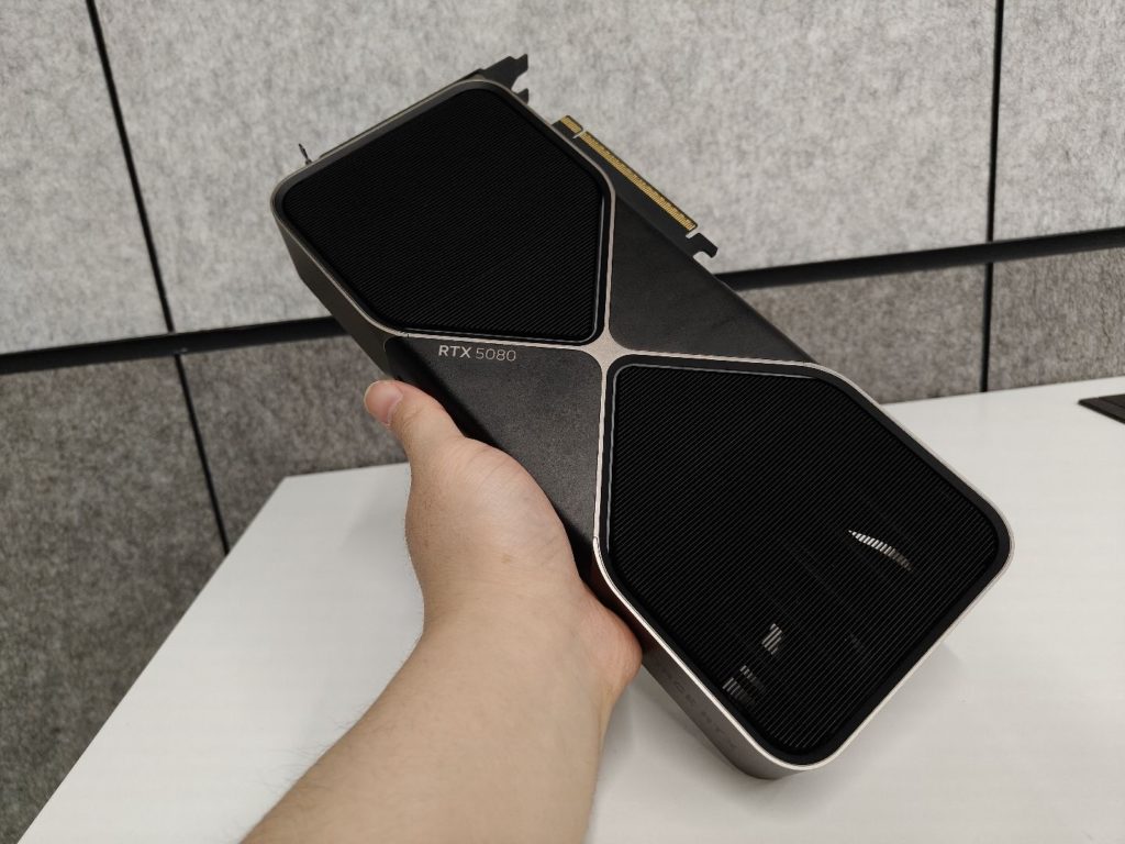 First Images of NVIDIA GeForce RTX 5080 FE Surface, Including New Power Connector, Reviews Go ...