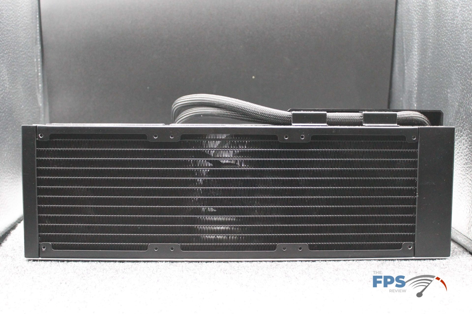 Lian Li Hydroshift LCD 360R AIO CPU Cooler Review